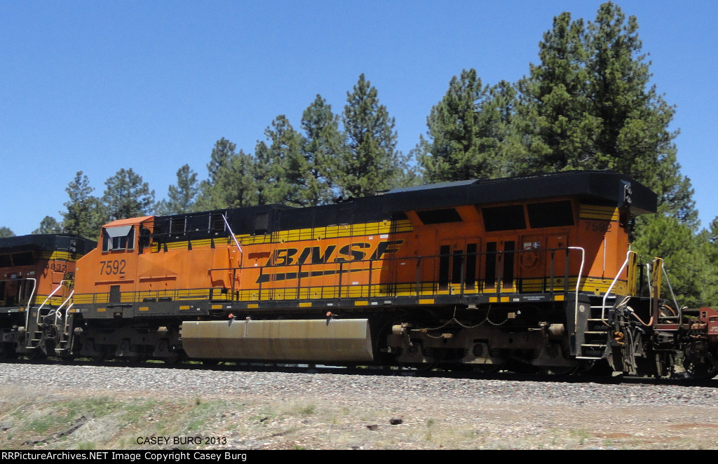 BNSF 7592